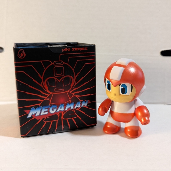 Kidrobot | Toys | Kidrobot Mega Man Orange Mini Series Megaman 3 Vinyl ...